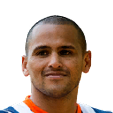 Humberto Andrés Suazo Pontivo - FIFA 16 - Oct 19, 2015 | SoFIFA